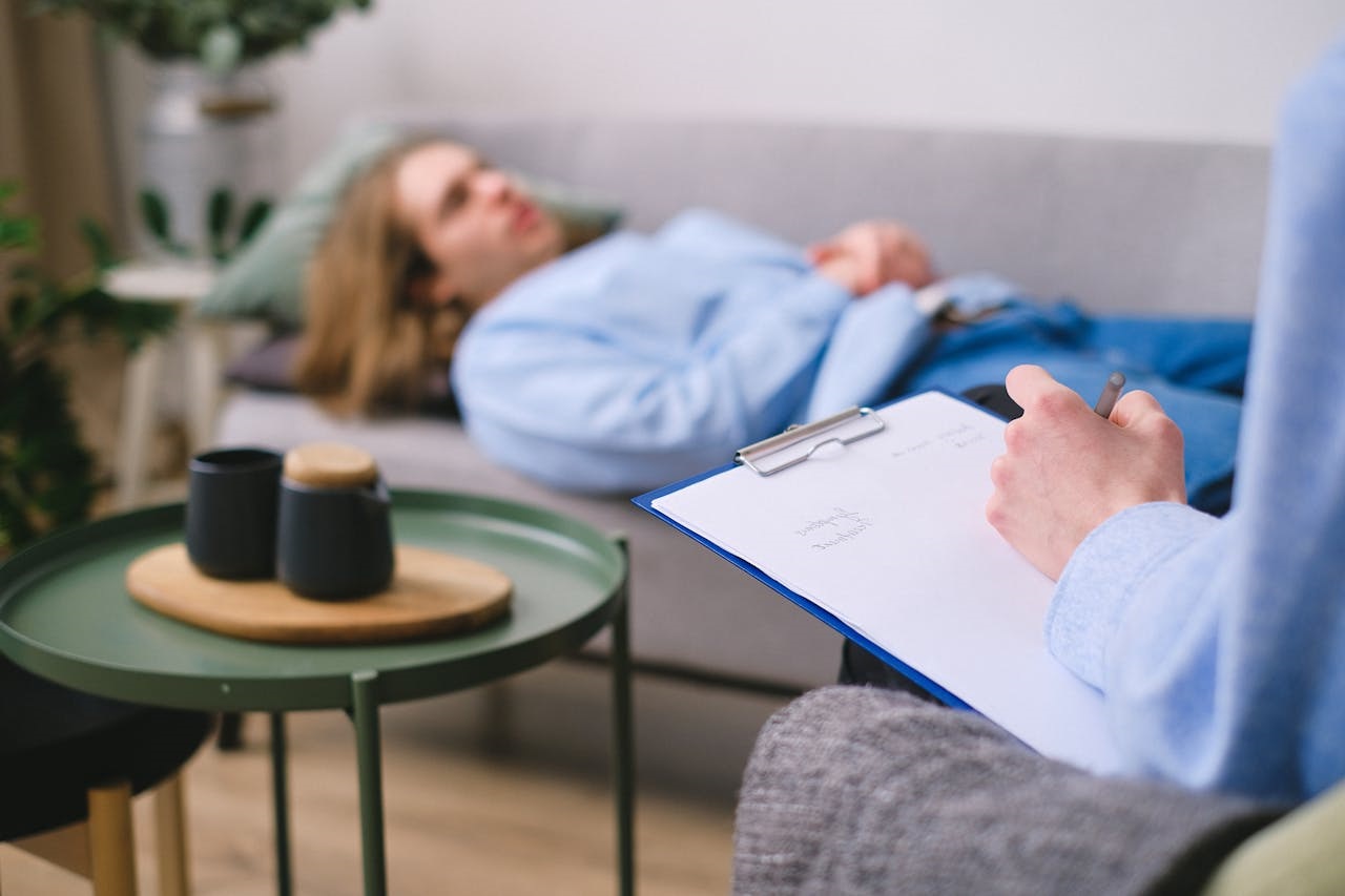 How Does DBT Work? Dialectical Behavior Therapy Explained